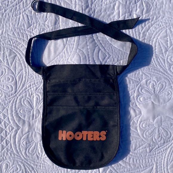 Hooters | Accessories | Hooters Girls Uniform Pouch Black | Poshmark